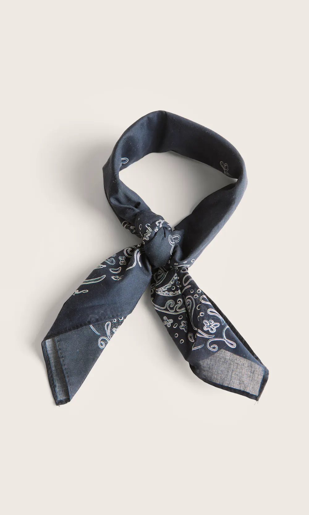 Marinblå Bandana, ekologisk bomull | Dressmann